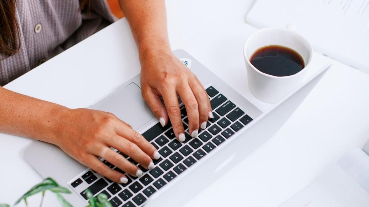 How to Have the Mindset of a Successful Freelance Writer | Sarah Turner